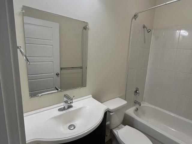 115 North Charles Street 2 Bedroom Apartment for Rent at 115 N Charles St, Baltimore, MD 21201 Downtown Baltimore