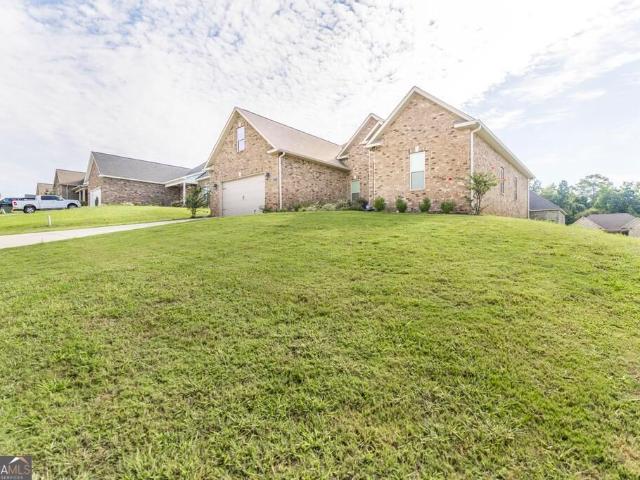 115 Newton Lane
