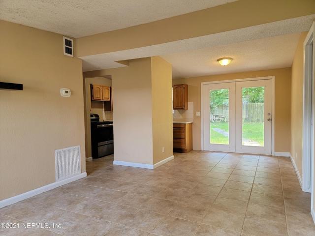 115 Saratoga Cir S, Atlantic Beach, FL 32233 | MLS #2131 | Compass