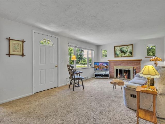 115 Shafer Rd