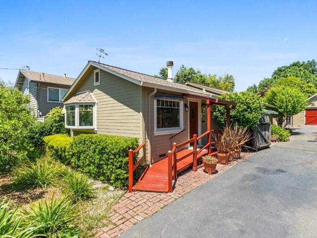 115 Sherman St, Healdsburg, CA 95448
