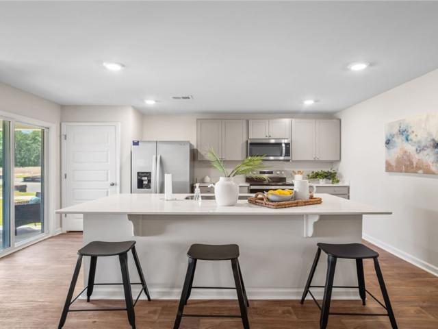 115 Siskin Road