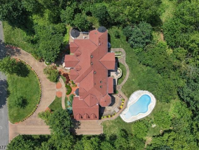 115 Skyline Drive