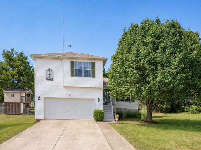 115 Stacy St, Branson, MO 65616