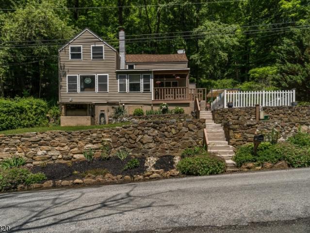 115 Stephensburg Rd, Port Murray, NJ 07865 | MLS #4021 | Compass