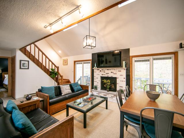 115 Sterling Circle