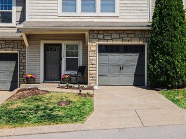 115 Stonecrest Dr, Nashville, TN 37209
