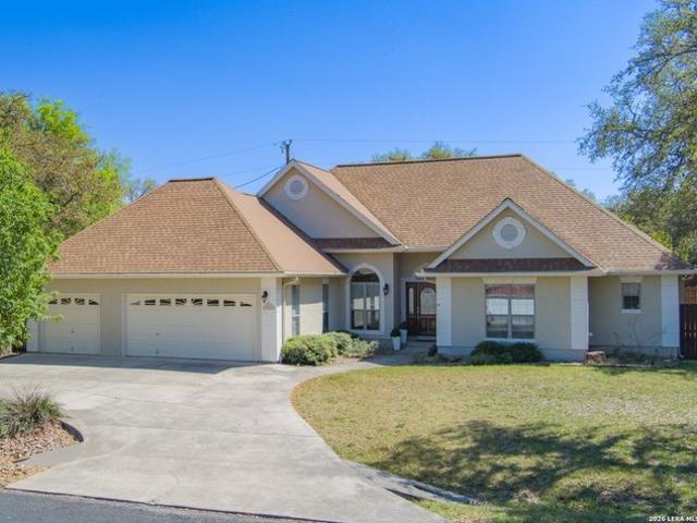 115 Stonegate N, Boerne, TX 78006