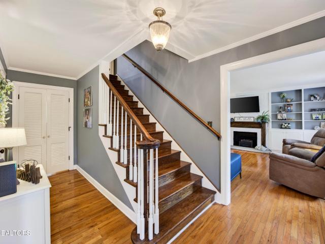 115 Sunset Drive
