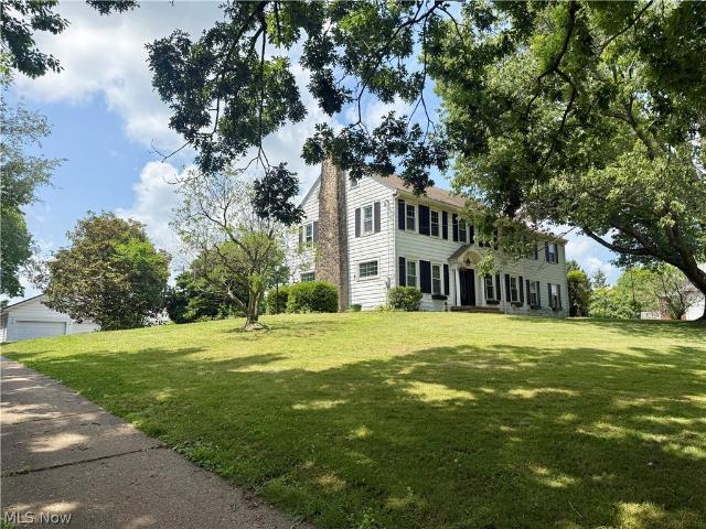 115 Powells Lane
