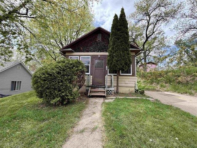 115 Paxton St, Sioux City, IA 51105