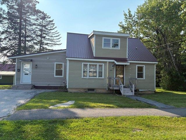 115 Parkway N, Brewer, ME 04412