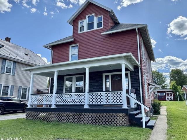 115 Pearl St, Lock Haven, PA 17745