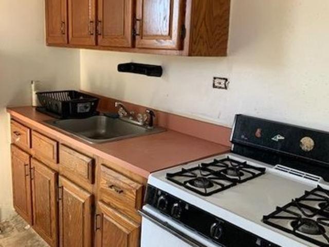 115 Pearl St, Trenton, NJ 08609