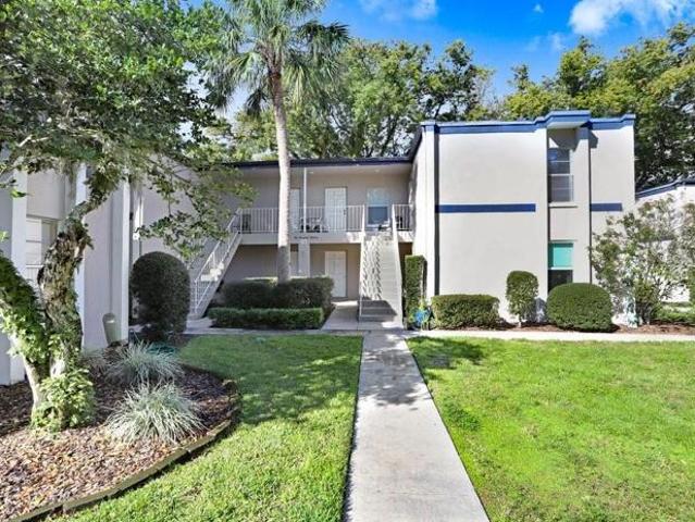 115 Picardy Villa Cir #102, Brandon, FL 33510