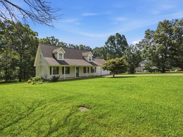 115 Pin Oaks Ln, Hohenwald, TN 38462