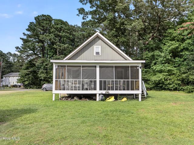 115 Pirate Cove Way
