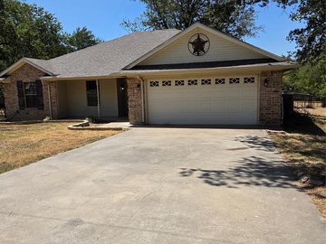 115 Pleasant Oaks Ln, Springtown, TX 76082