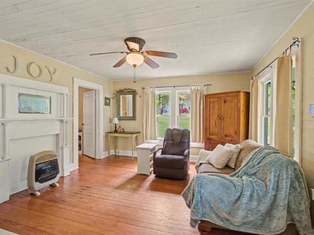 115 Price St, Bremen, GA 30110 | MLS #7729 | Compass