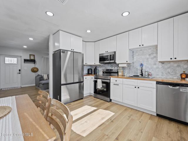115 Primrose Ln, Melbourne, FL 32901 | MLS #1060 | Compass
