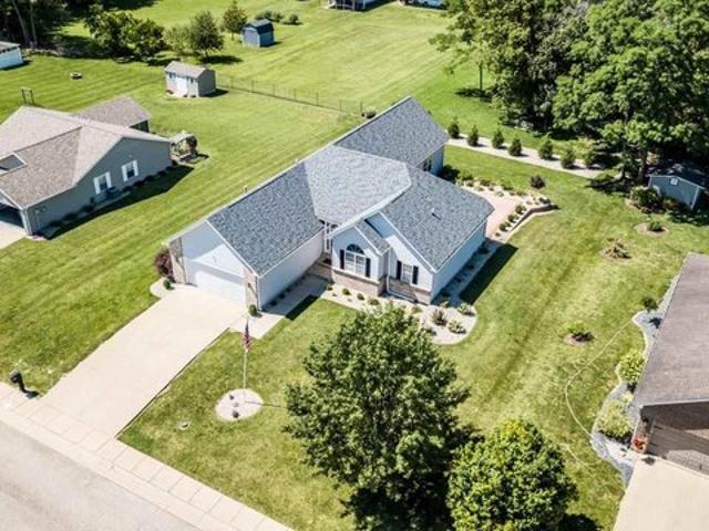 115 Quail Run Ct, Liberty, IN 47353