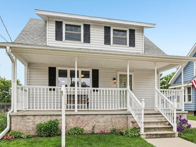 115 Roller Ave, Beaver Dam, WI 53916