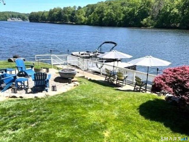 115 Roosevelt Dr, Seymour, CT 06483