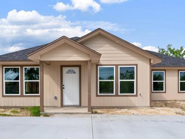 115 Railway Ave, Del Rio, TX 78840