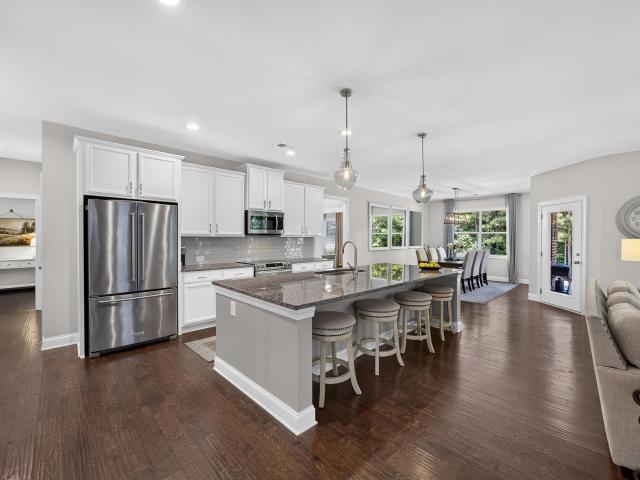 115 Rainbow Shad Way