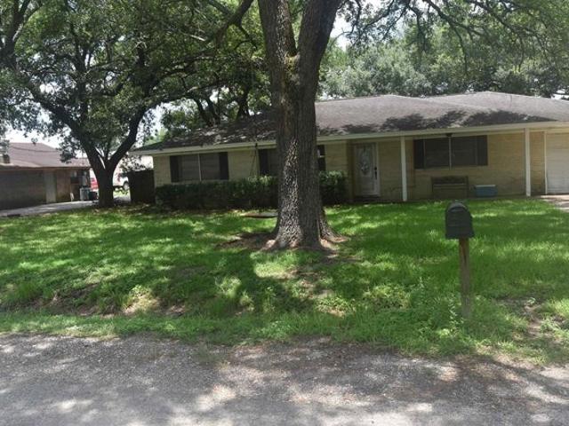 115 Reynolds Ln, Vidor, TX 77662