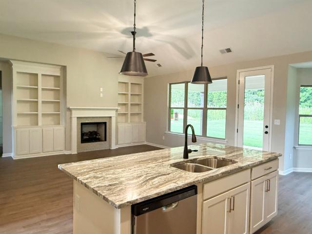 115 ridgefield dr