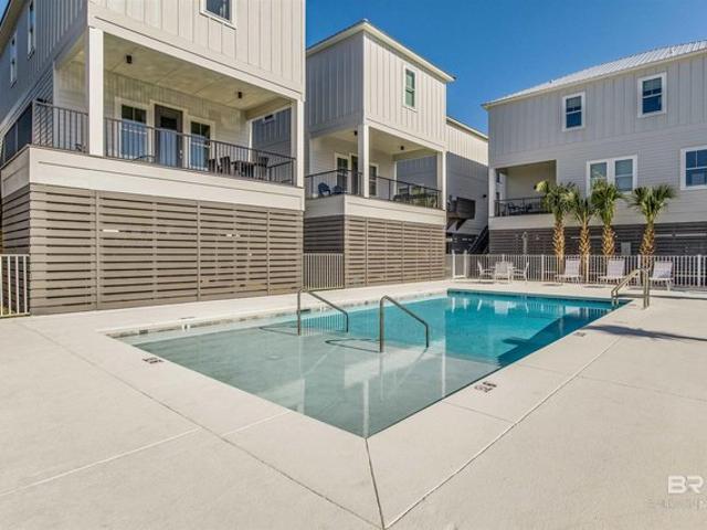 115 W 10th St, Gulf Shores, AL 36542