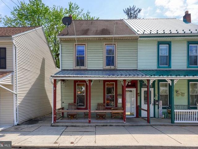 115 W Walnut St, Marietta, PA 17547