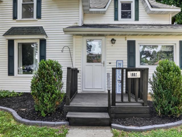 115 W Cabot Street