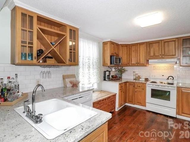 115 W Henderson St, Salisbury, NC 28144