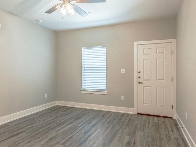 115 W Jones # 201