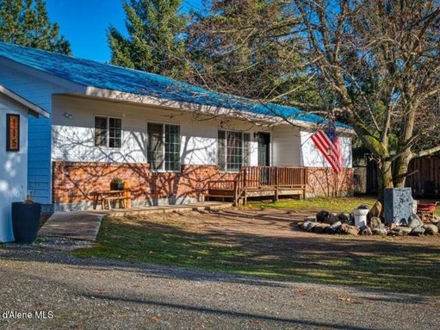 115 W Manley Creek Rd, Laclede, ID 83841