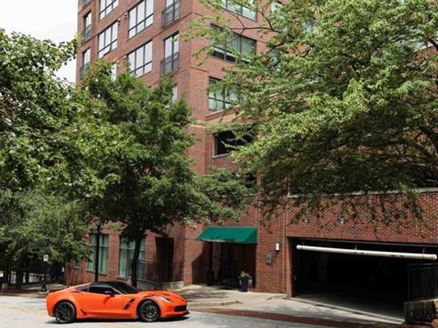 115 W Peachtree Place NW 501