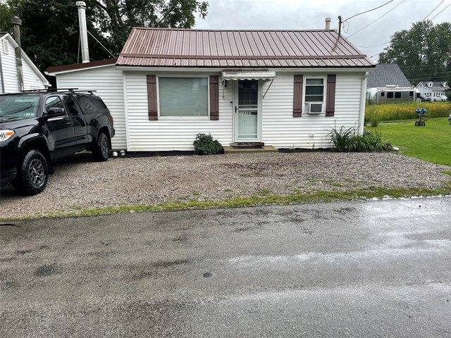 115 Walnut St, Edinboro, PA 16412
