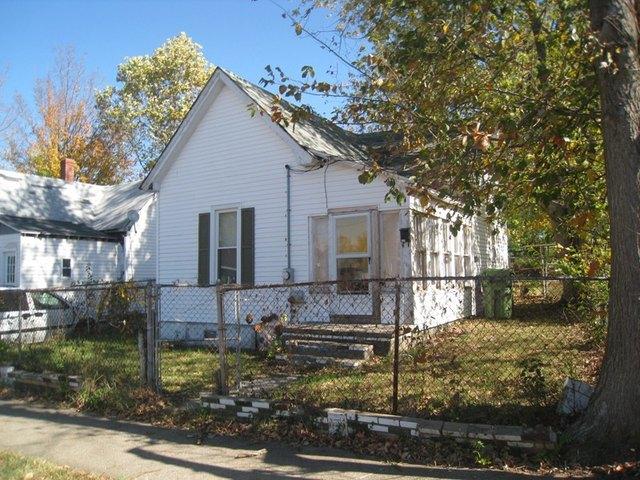 115 Warren St, Anna, IL 62906