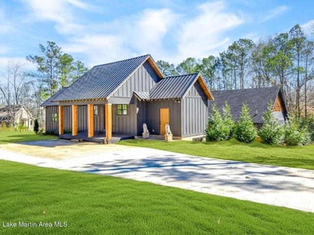 115 Weatherford Cir, Dadeville, AL 36853