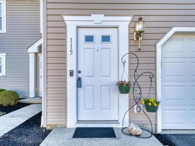 115 Weeping Willow Ln, Etna, OH 43068