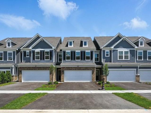 115 Weirich Way Unit 79002, Batavia, IL 60510