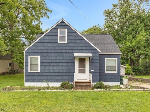 115 Wheelock Dr, Bedford, OH 44146