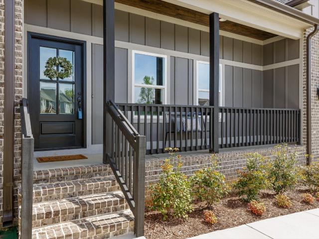 115 White Tail Lane NW