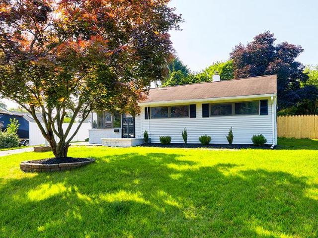 115 Winding Way