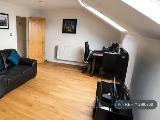 115 Tooting Bec Road, London, SW17 8BW, United Kingdom | 1 bed apartment for rent #168160780 | Rentberry