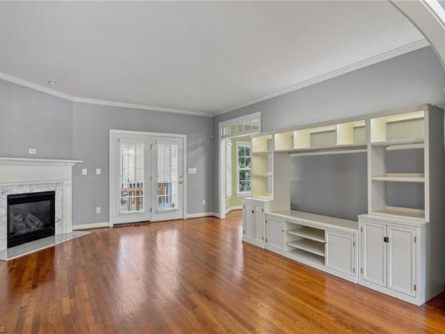115 Thornbury Ridge Court