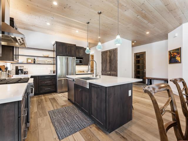11643 McClintock Loop, Unit 4, Truckee, CA 96161 | MLS #20252
