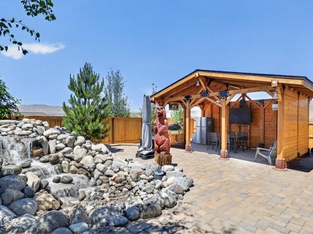 11643 Rustic View Ave, Sparks, NV 89441